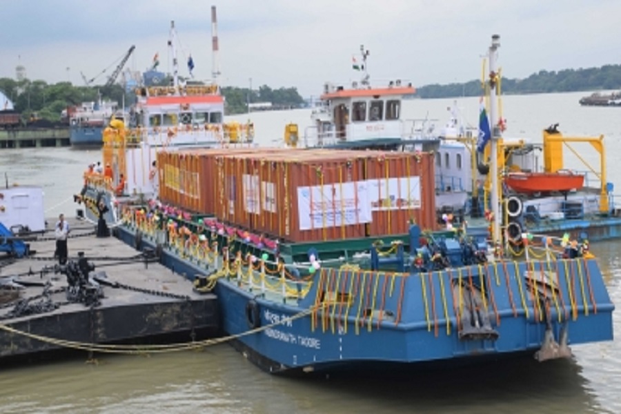 India's inland waterways see record cargo movements, expanded ...