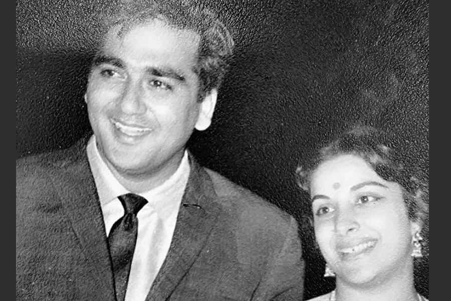 Sanjay Dutt`s sister Priya Dutt remembers late father Sunil Dutt`s ...